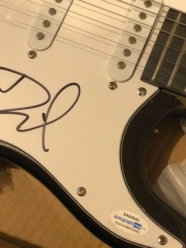 Dave Grohl Signed Electric Guitar PSA COA – Collector Kingdom
